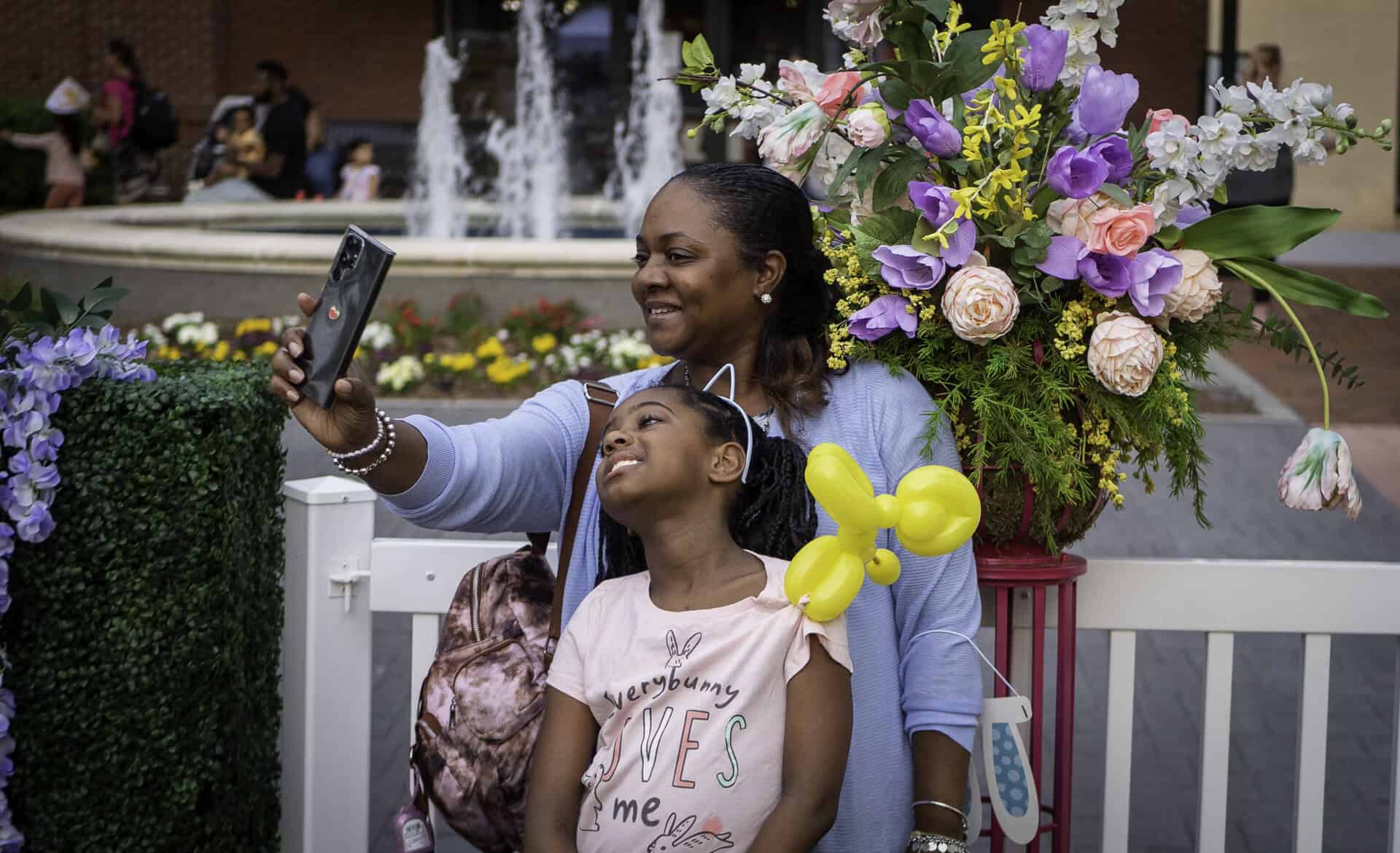 The Avenue West Cobb's Spring Fest: free pics with the Easter Bunny ...